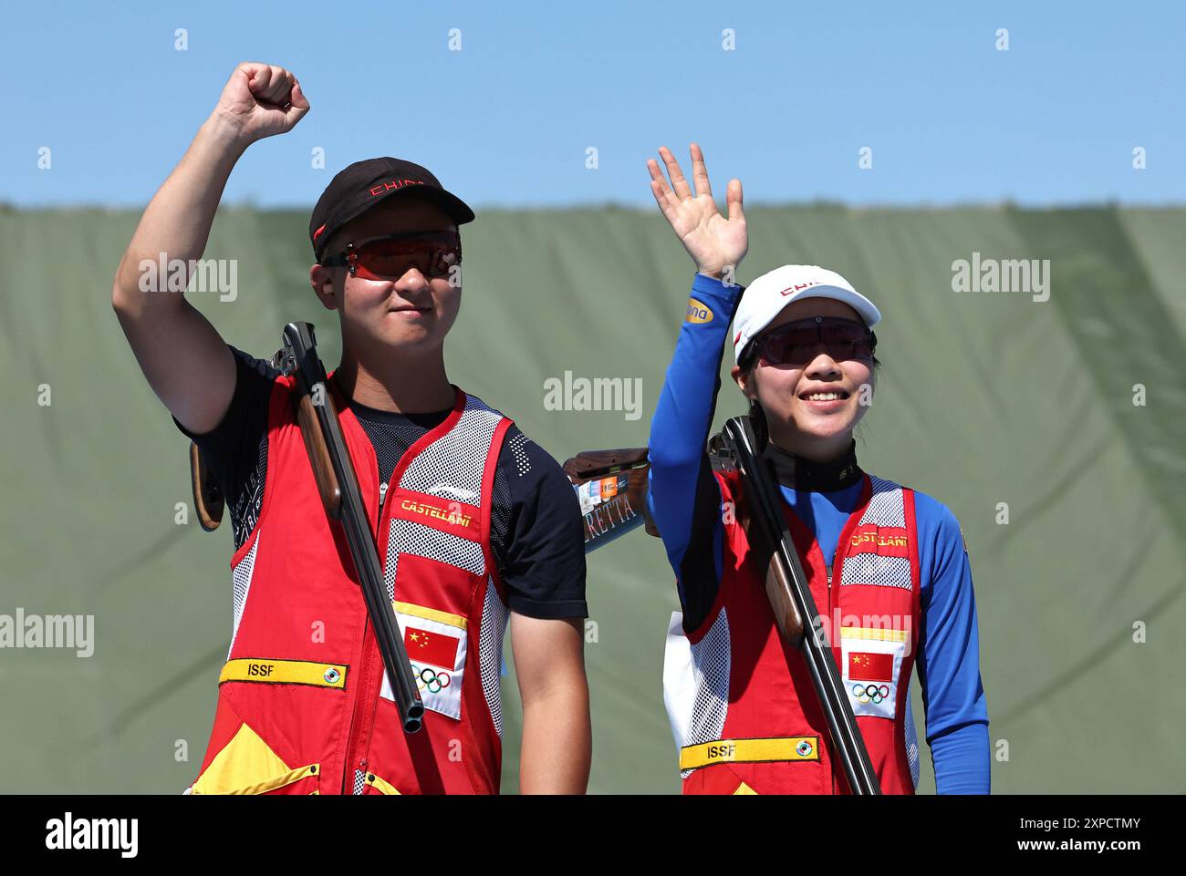 Chateauroux, France. 5th Aug, 2024. Jiang Yiting (R) and Lyu Jianlin of ...