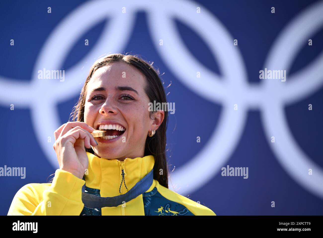 Noemie Fox of Australia displays her gold medal following the Women's ...