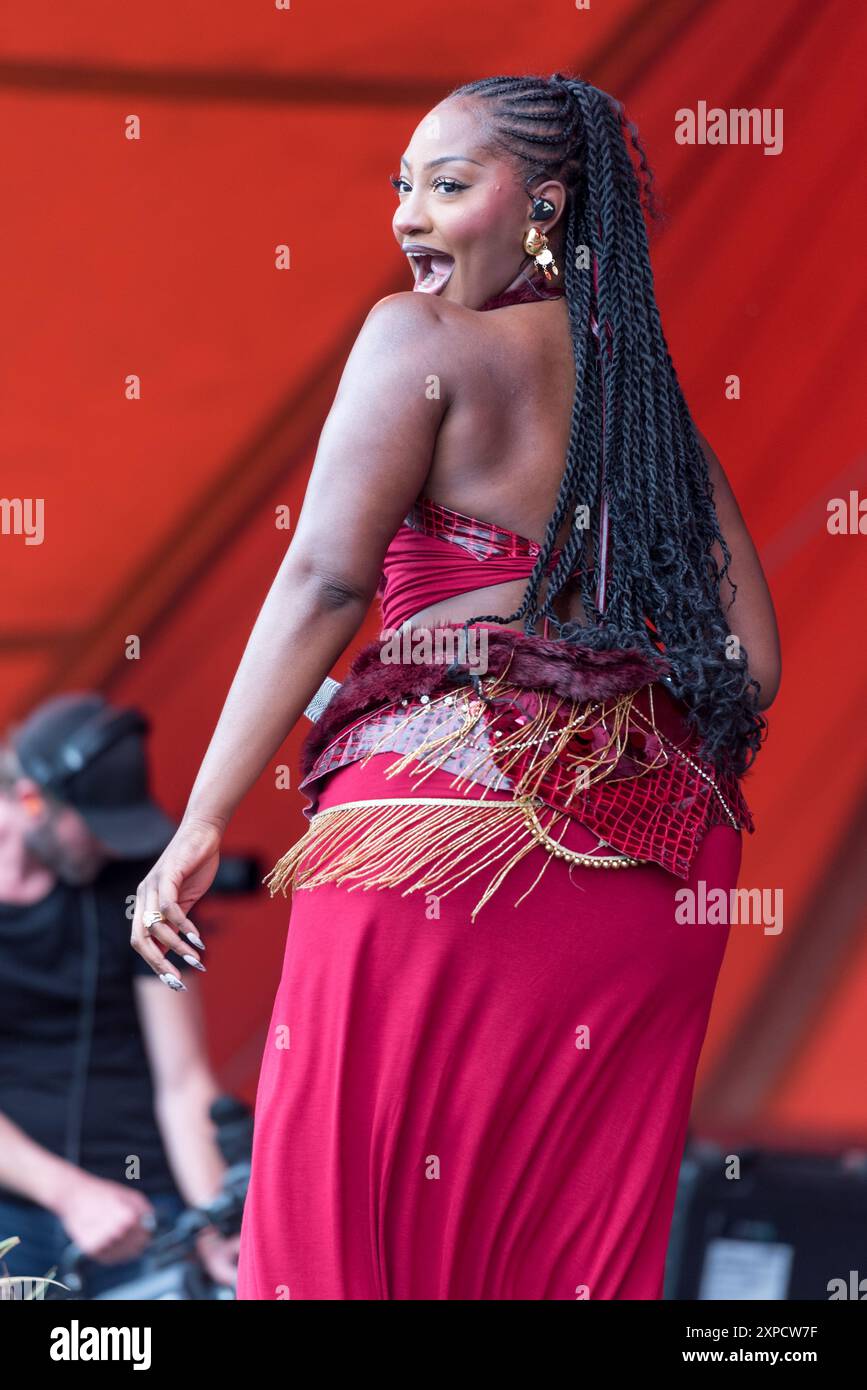 Nigerian alte hi-res stock photography and images - Alamy