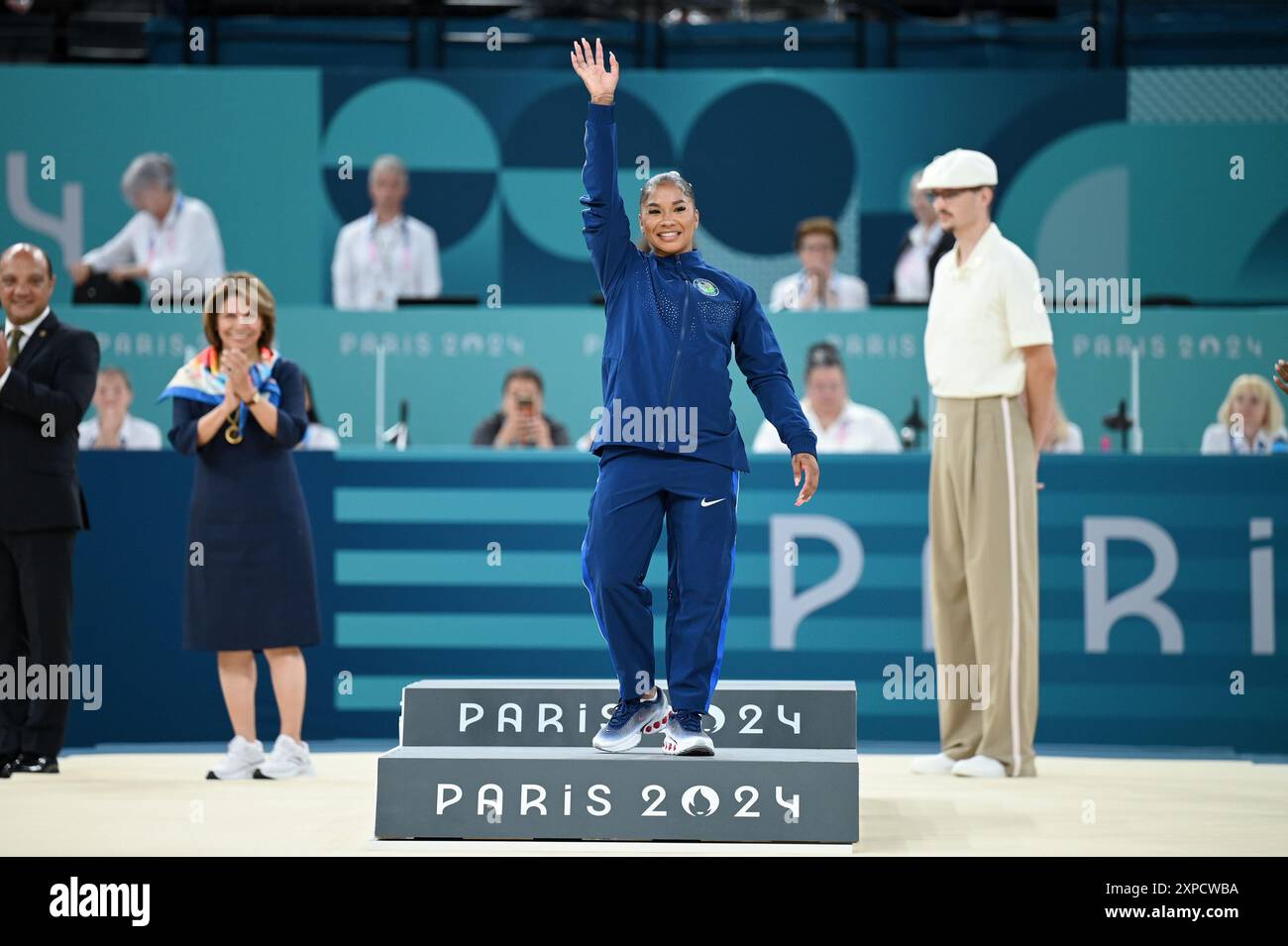 Jordan chiles olympic medal hi-res stock photography and images - Alamy