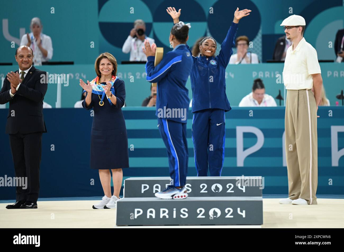 Simone biles team final podium hi-res stock photography and images - Alamy