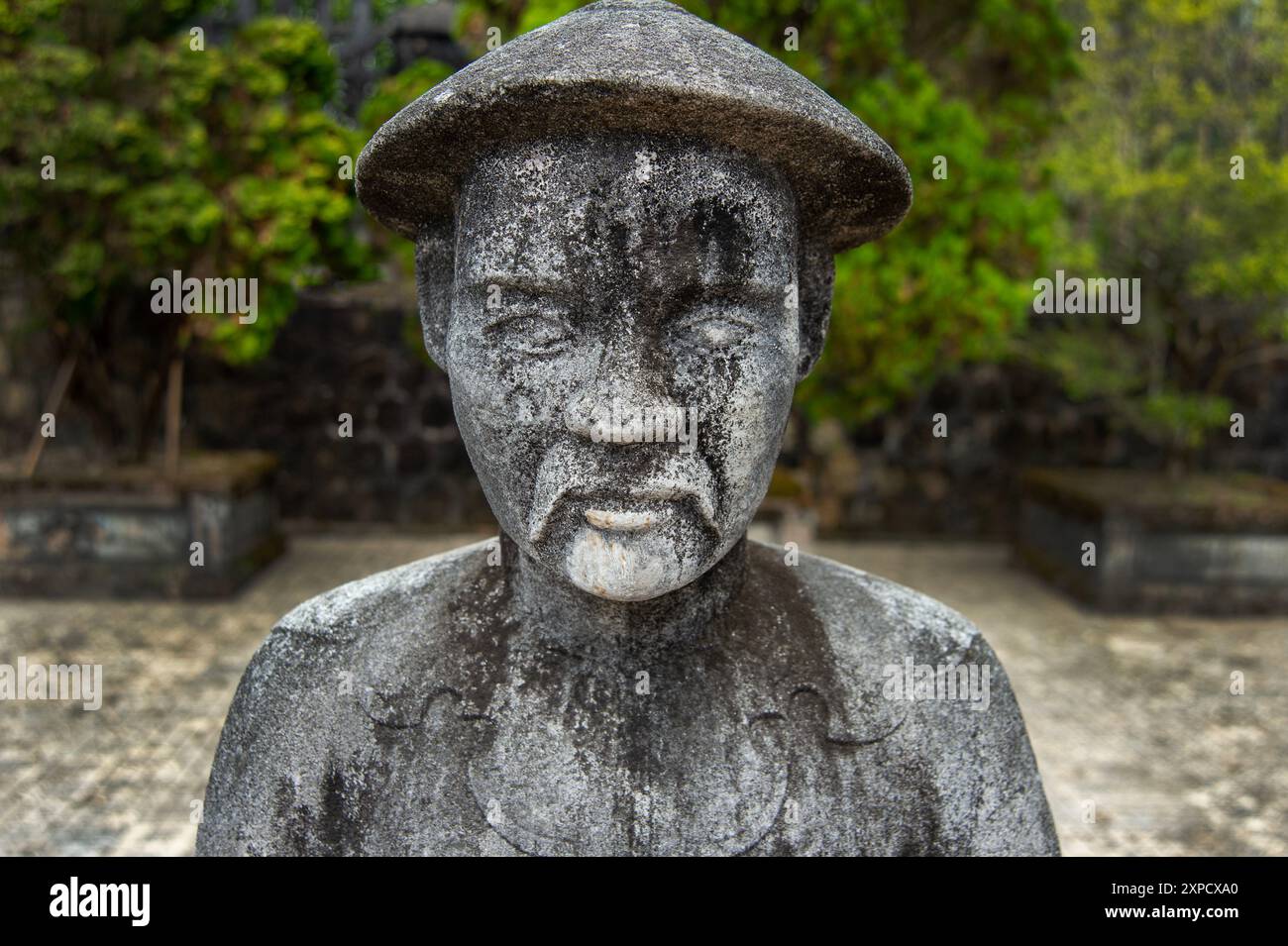carved stone mandarin statues stand to attention on the salutation ...