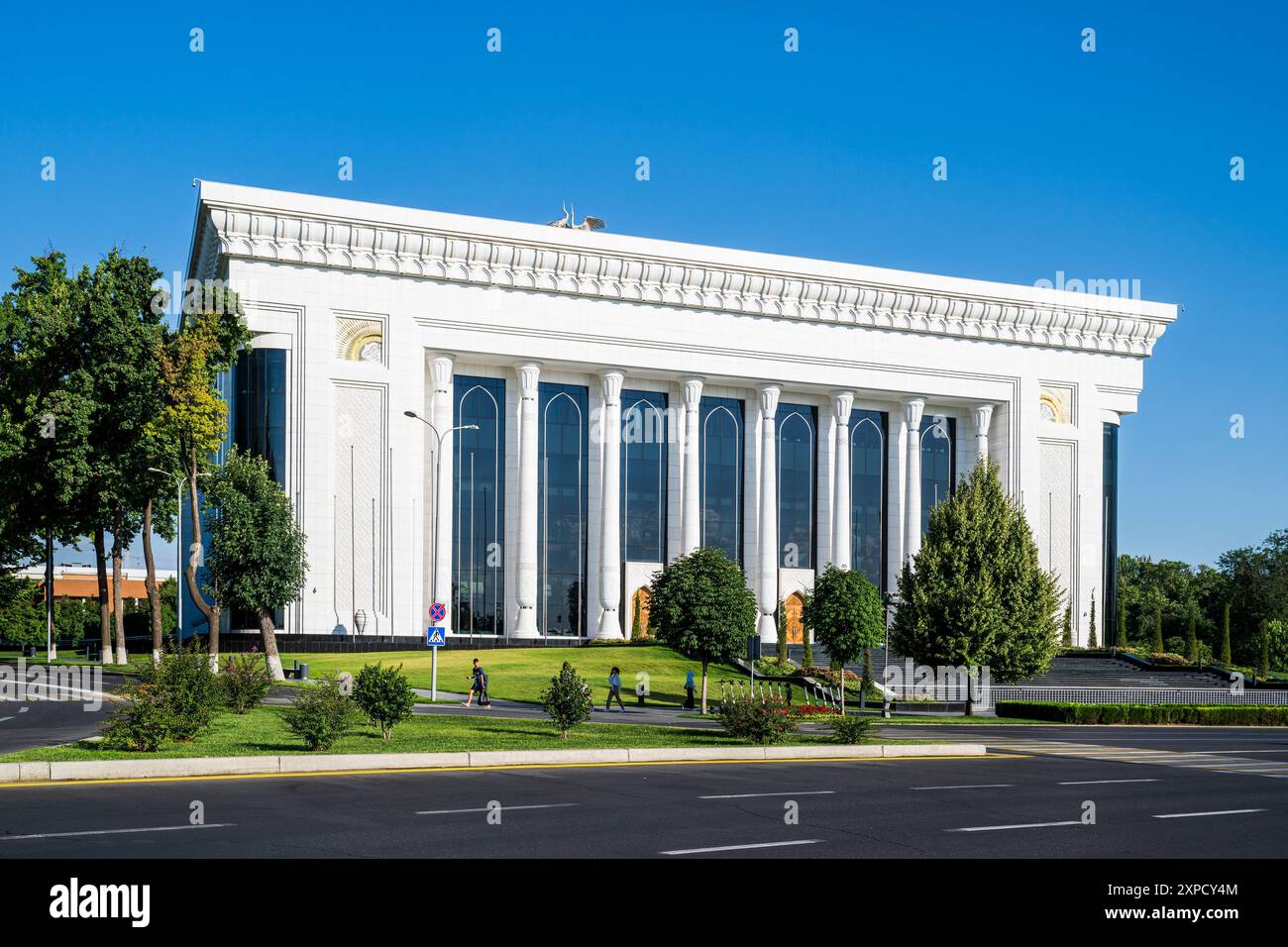 Palace of International Forums Uzbekistan, Amir Timure square, Tashkent ...