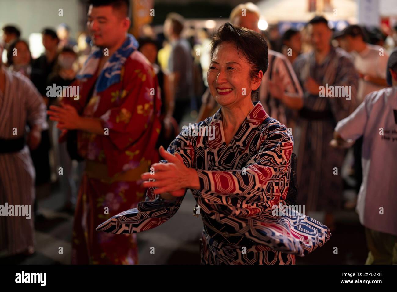 Bon odori dance festivals hi-res stock photography and images - Alamy