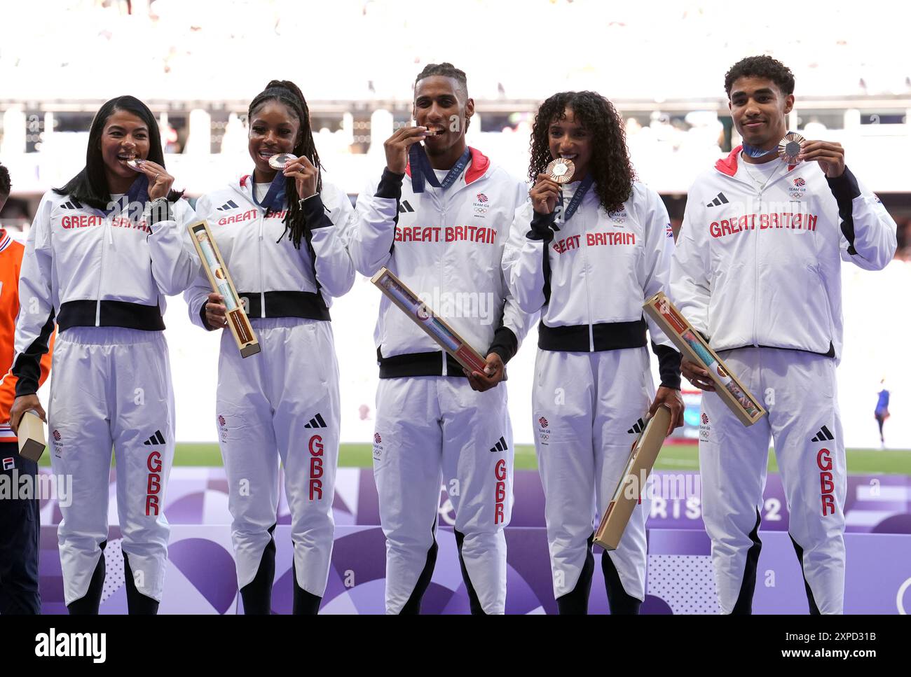 Great Britain's bronze medalists Samuel Reardon, Laviai Nielsen, Alex ...