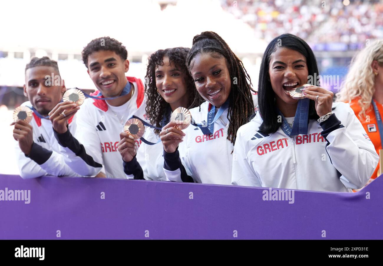 Great Britain's bronze medalists Samuel Reardon, Laviai Nielsen, Alex ...