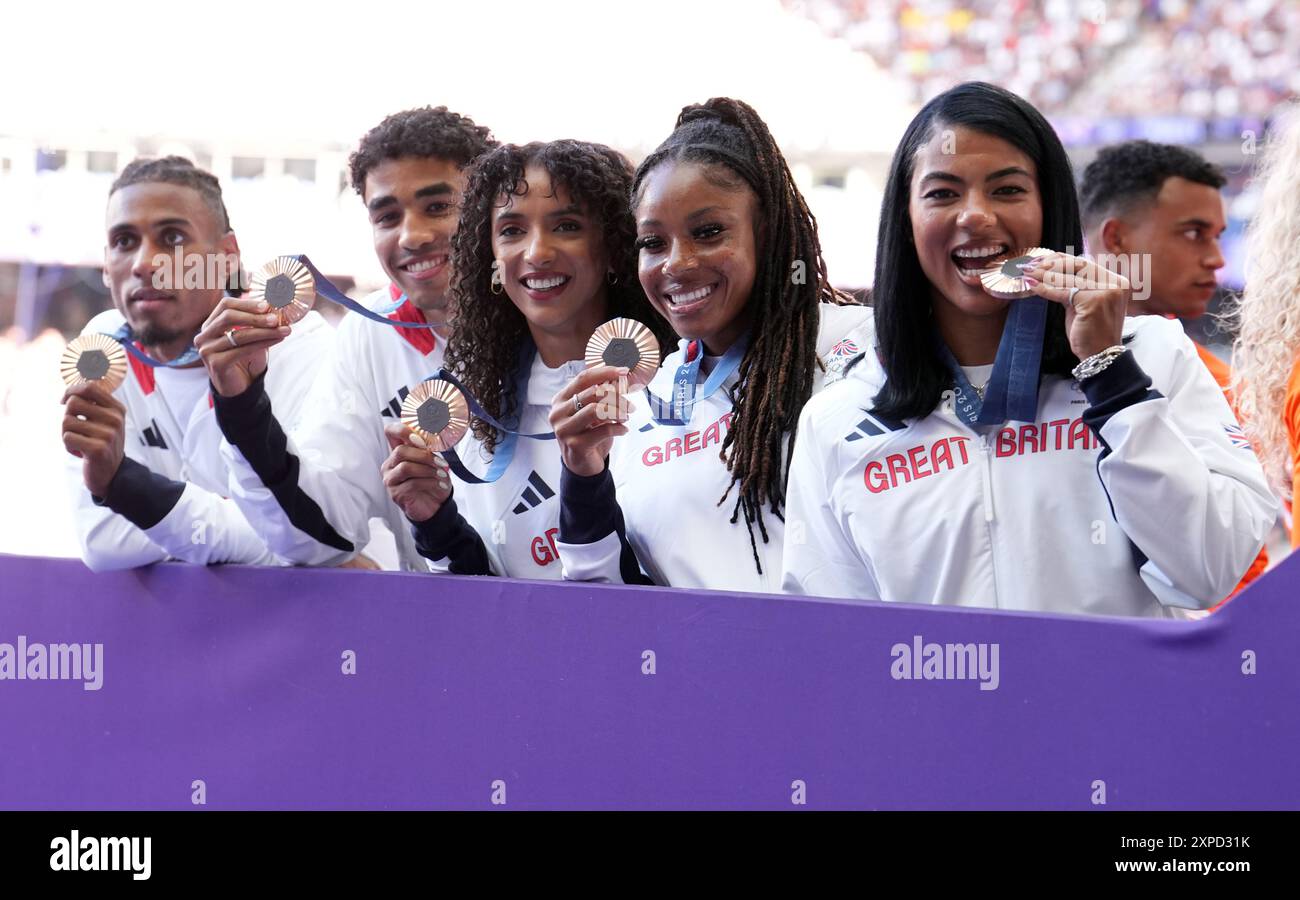 Great Britain's bronze medalists Samuel Reardon, Laviai Nielsen, Alex ...
