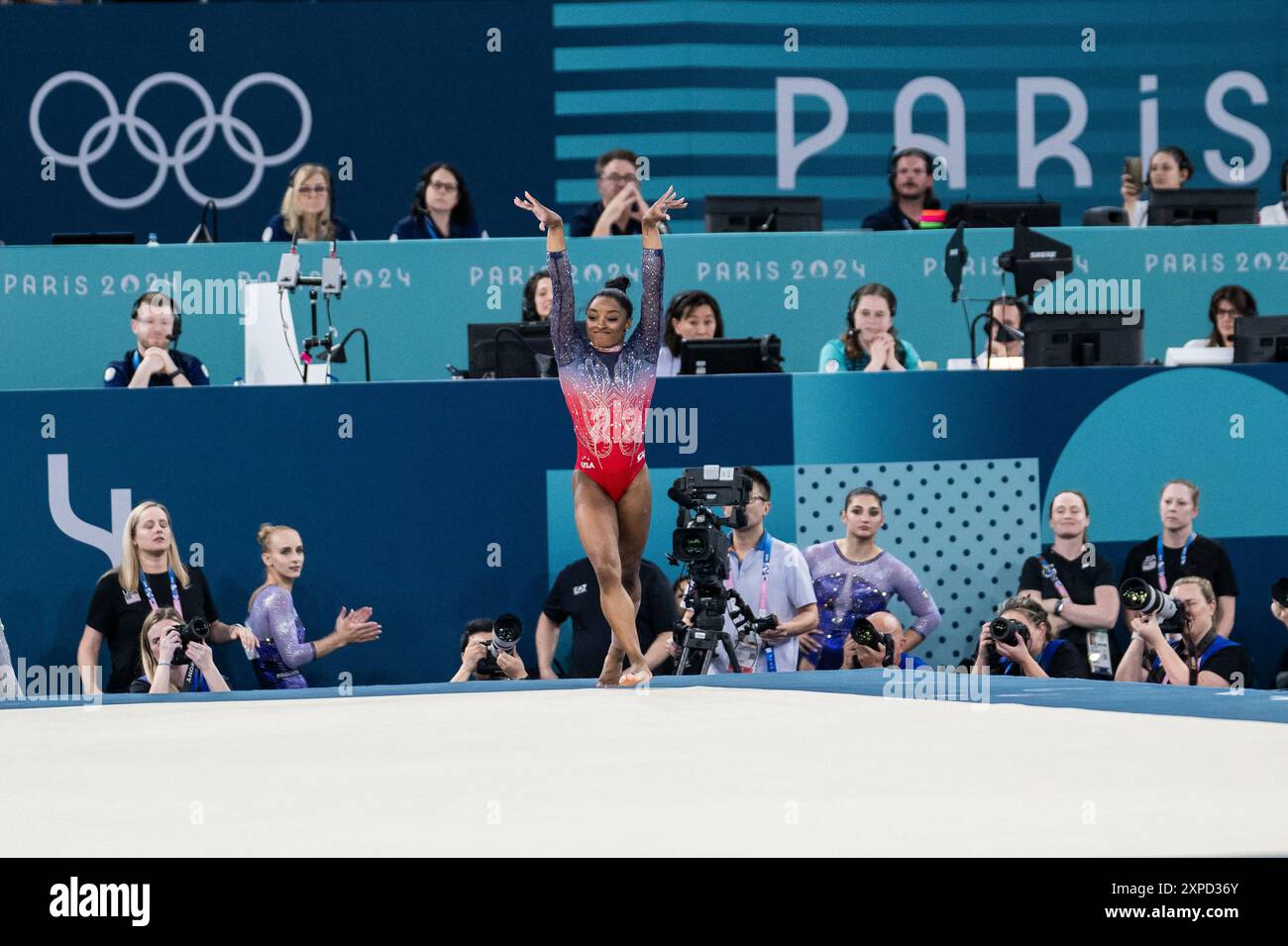 Paris, France. 05th Aug, 2024. US' Simone Biles competes in the ...