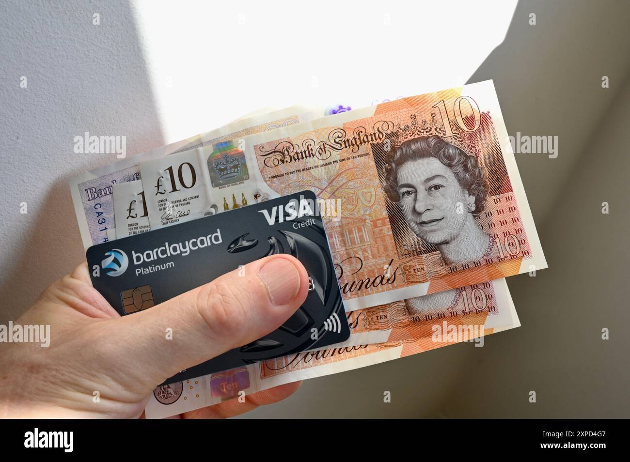 Barclaycard visa credit card hi-res stock photography and images - Alamy