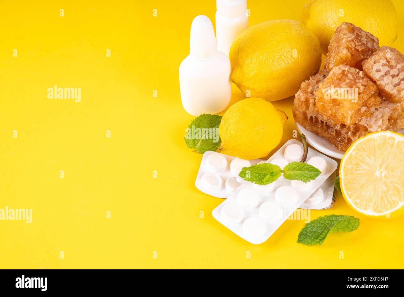 Cold and flu autumn season concept, traditional and alternative cold ...