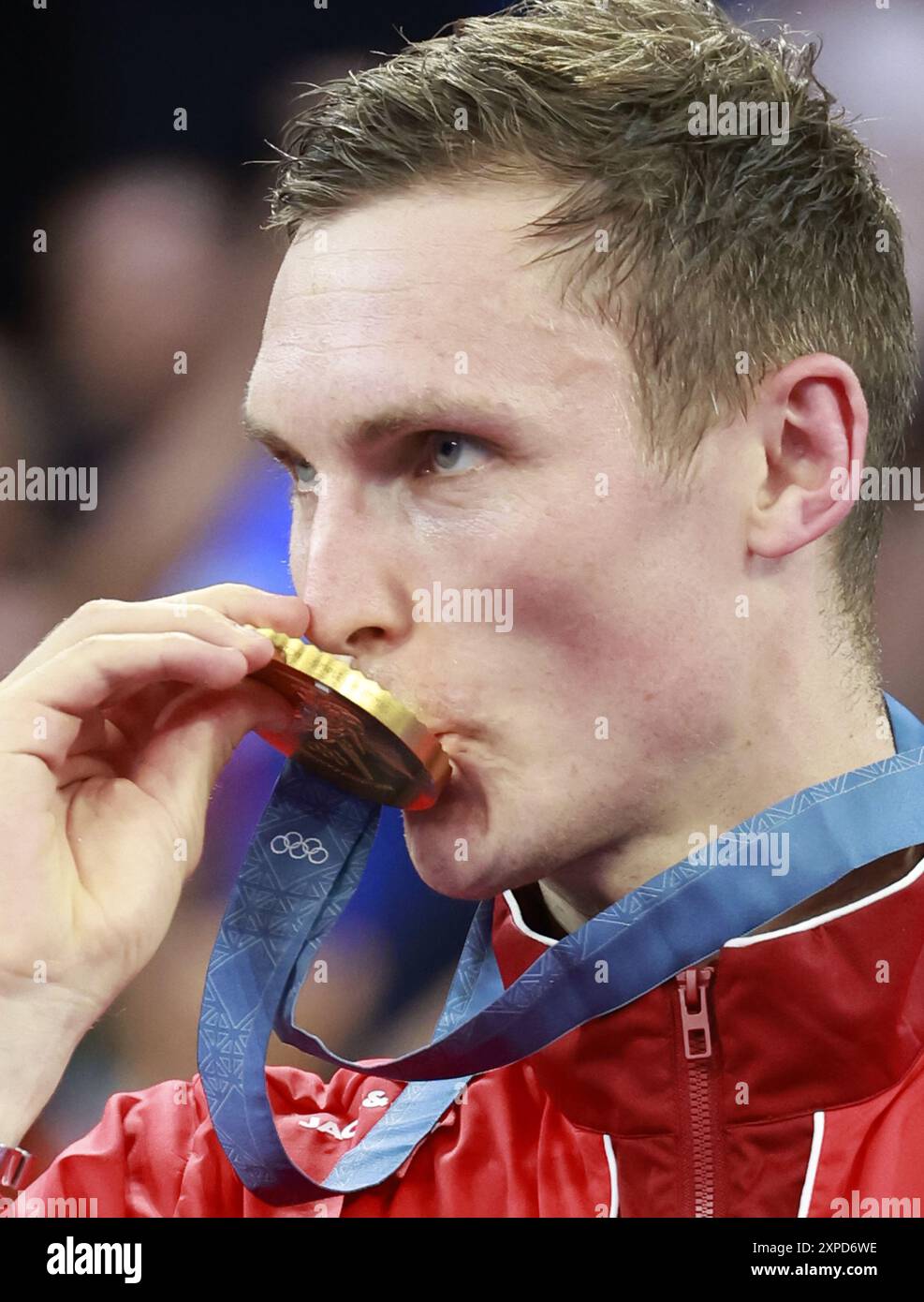 Paris, France. 5th Aug, 2024. Gold medalist Viktor Axelsen of Denmark ...