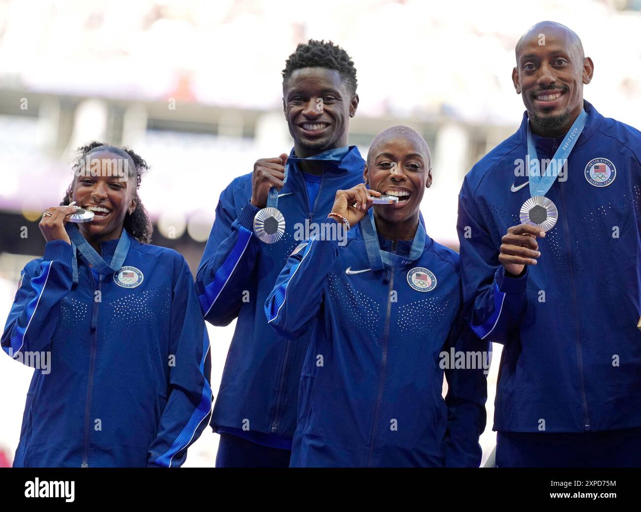 Paris, France. 05th Aug, 2024. 4X400 Mixed Relay silver medalists Team USA pose on the podium at ...