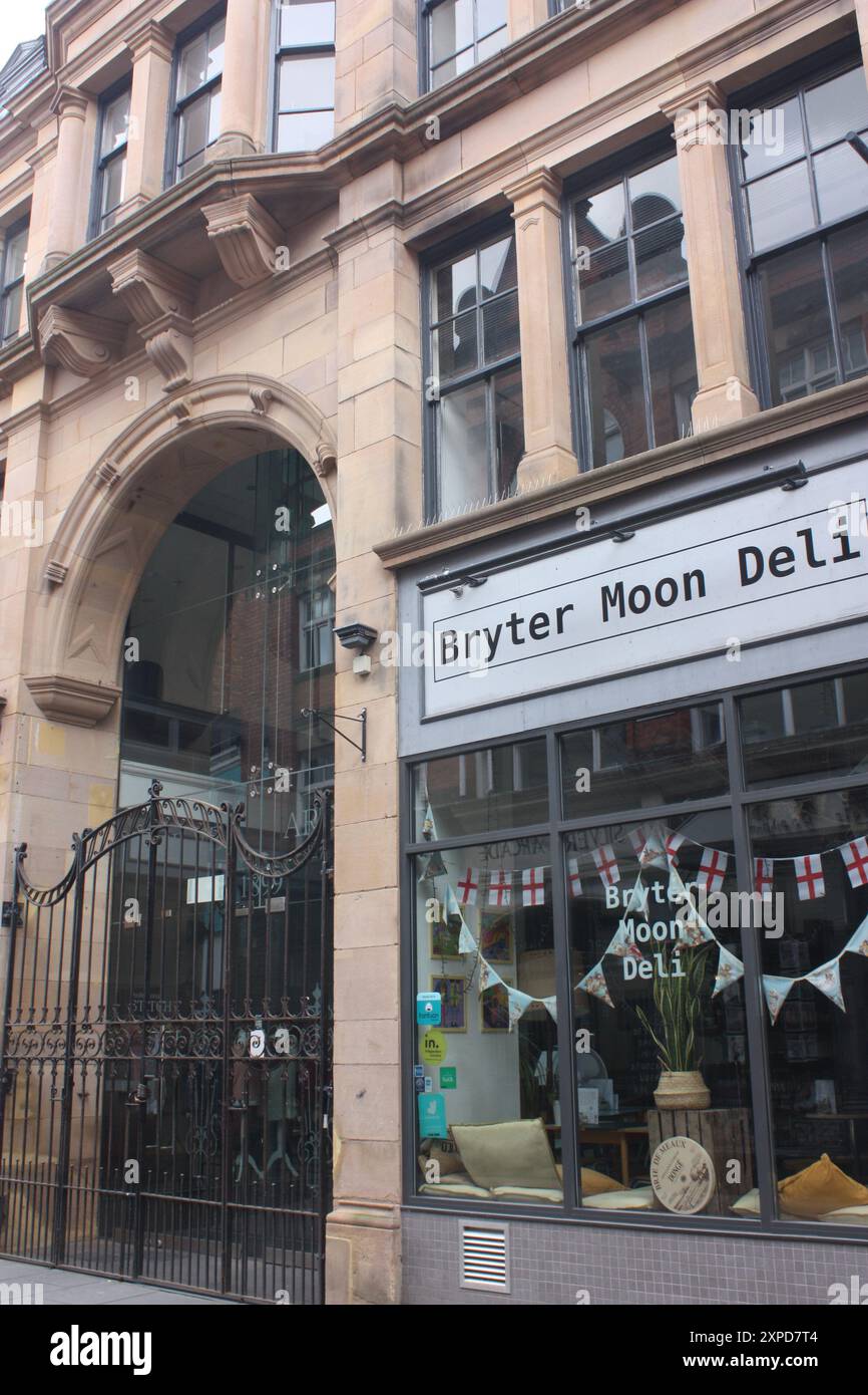 The entrance to the Silver Arcade, plus the Bryter Moon delicatessen ...