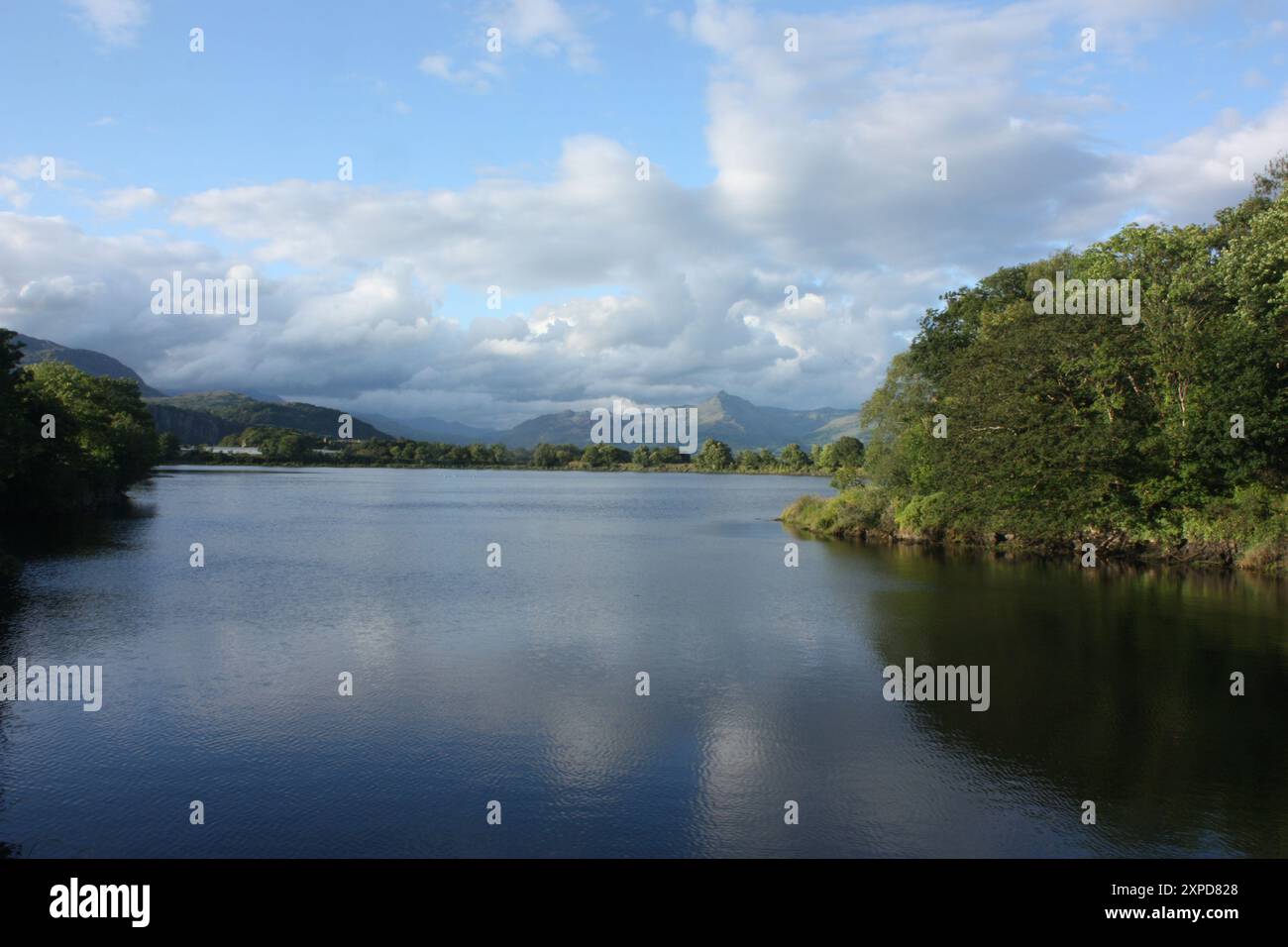 The hills of southern Snowdonia seen from Porthmadog, Wales, UK Stock ...