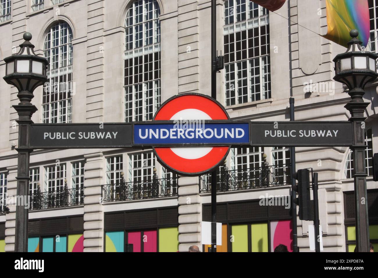 A tube sign at the Piccadilly Circus London Underground station Stock ...