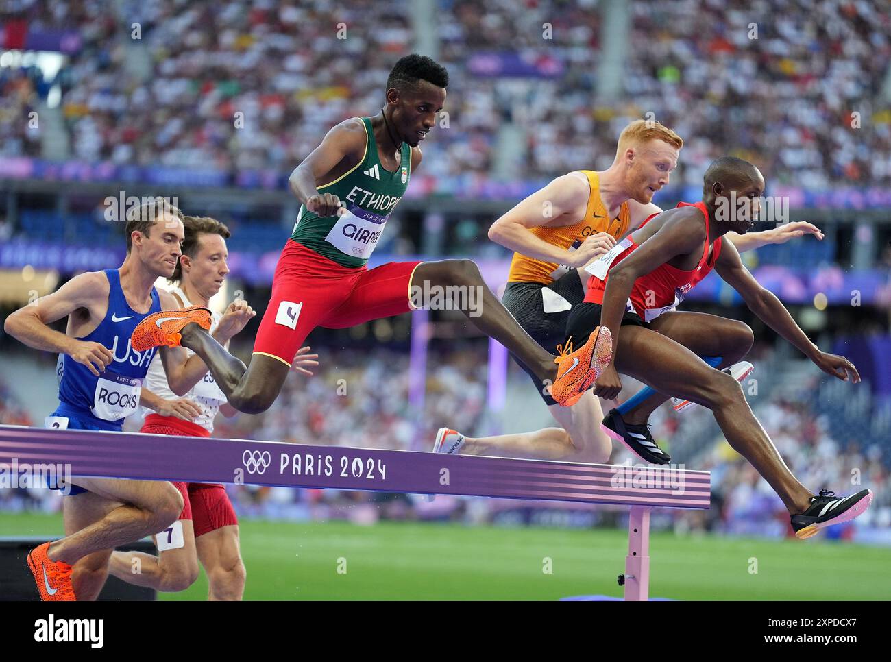 Paris, France. 5th Aug, 2024. Lamecha Girma (3rd R) of Ethiopia ...