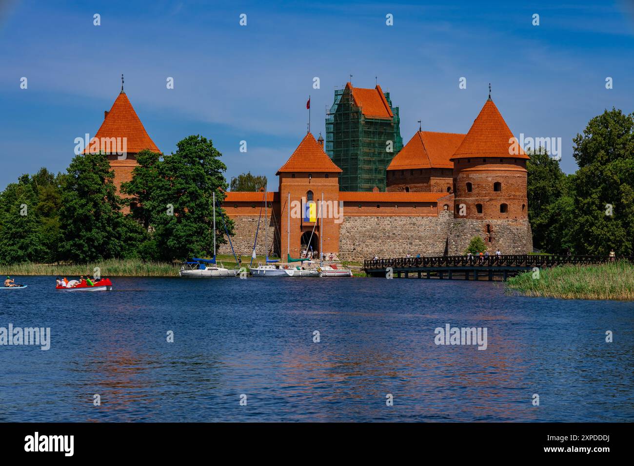 View trakai castle buildings hi-res stock photography and images - Alamy