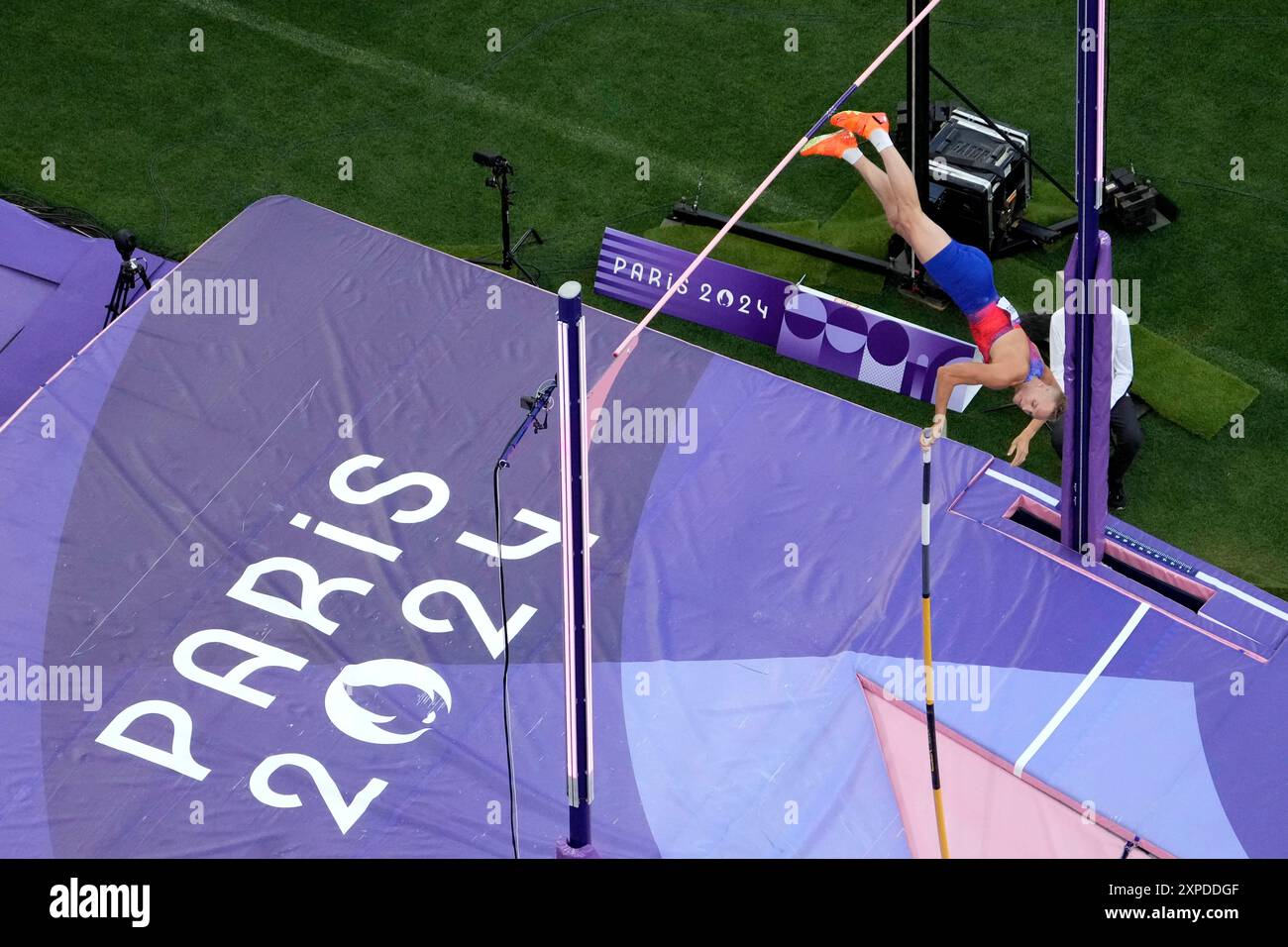 Sam Kendricks, of the United States, hits the bar during the men's pole ...