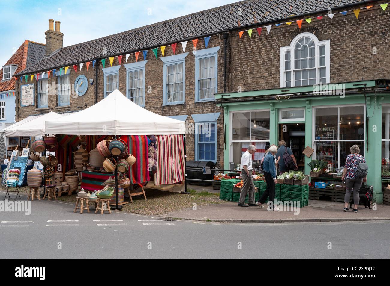 Street Market in Southwold, Suffolk, England. Traditional street market ...