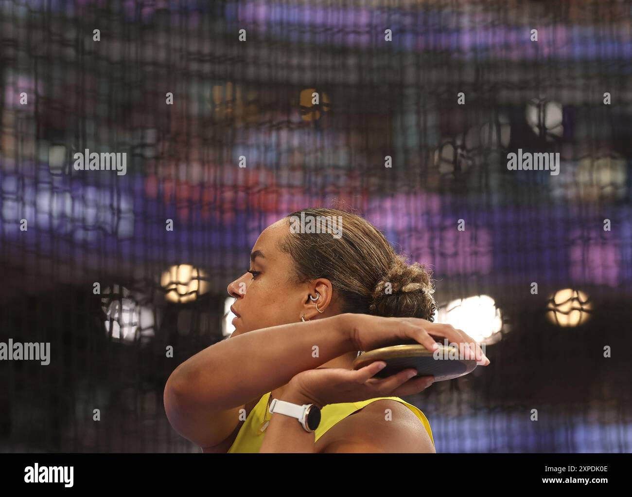 Paris, France. 5th Aug, 2024. Vanessa Kamga of Sweden competes during ...