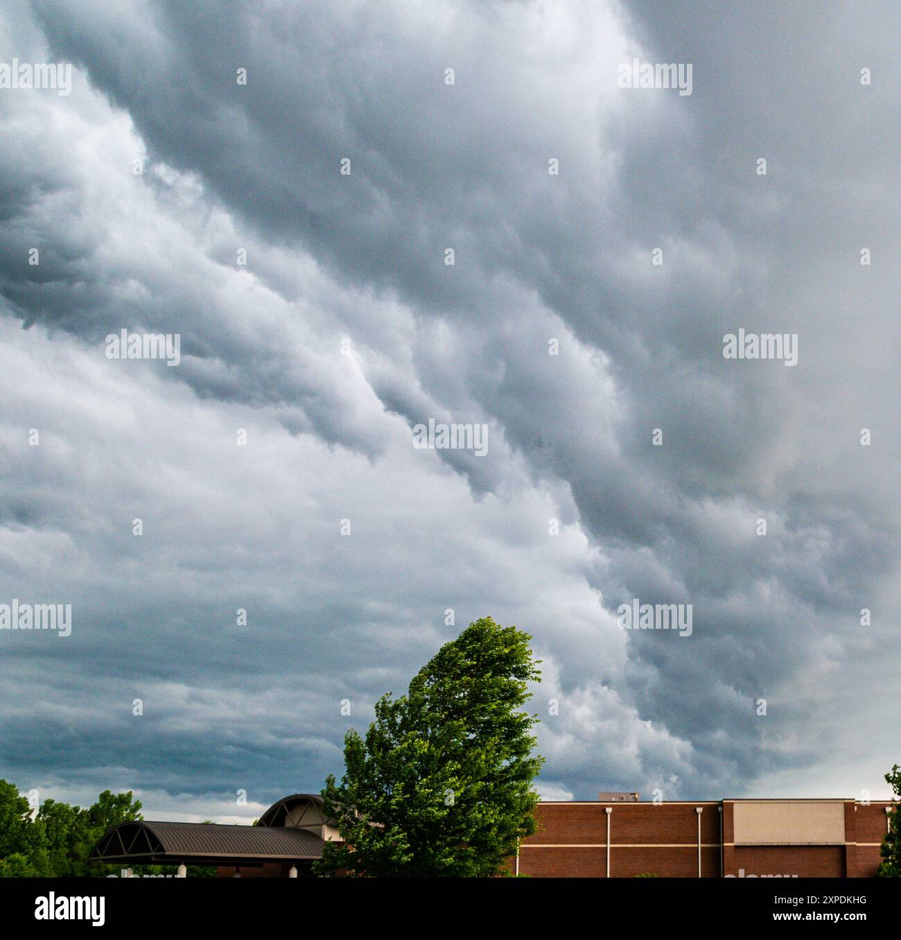 Thunderstorm structure hi-res stock photography and images - Alamy
