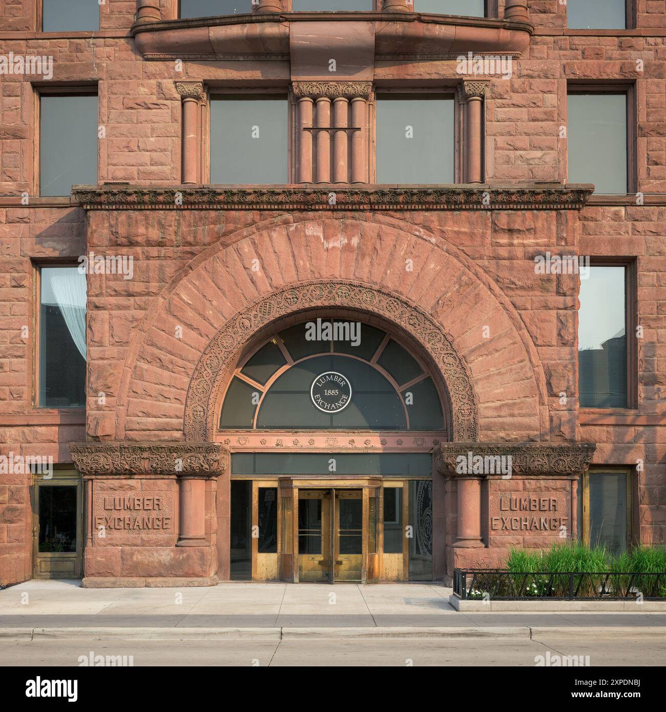 Front entrance to the historic Lumber Exchange Building on Hennepin Ave ...