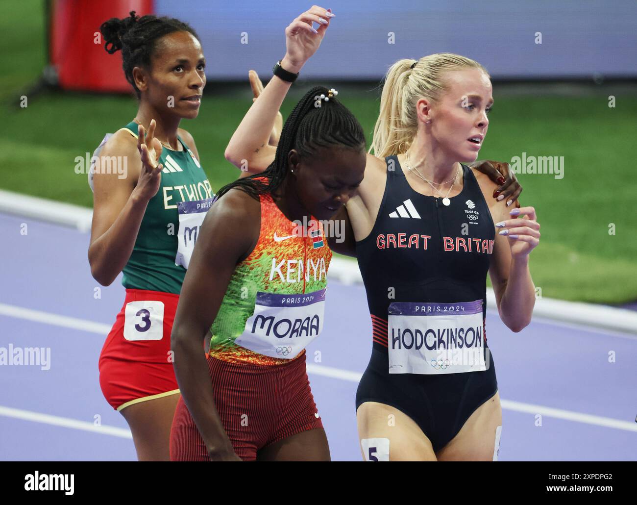 Paris, France. 05th Aug, 2024. Gold medal winner Keely Hodgkinson of ...