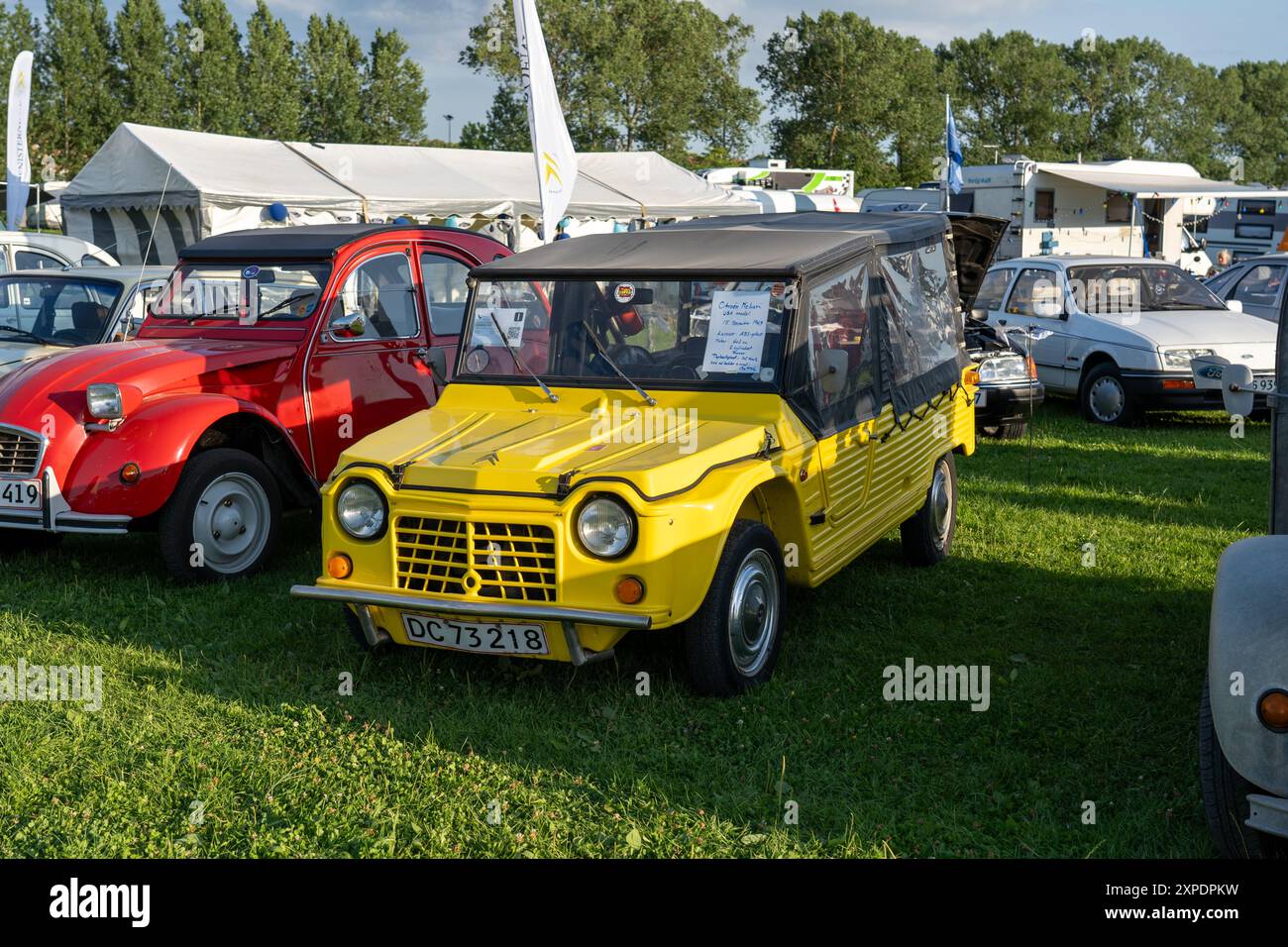Yellow Citroen Mehari SUV Vintage Car Stock Photo - Alamy