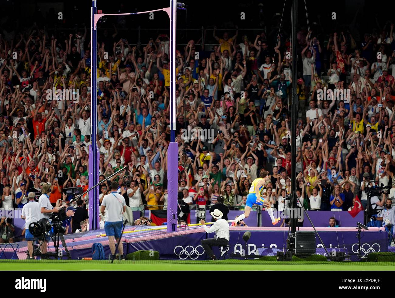Sweden's Armand Duplantis wins the Men's Pole Vault Final at the Stade ...