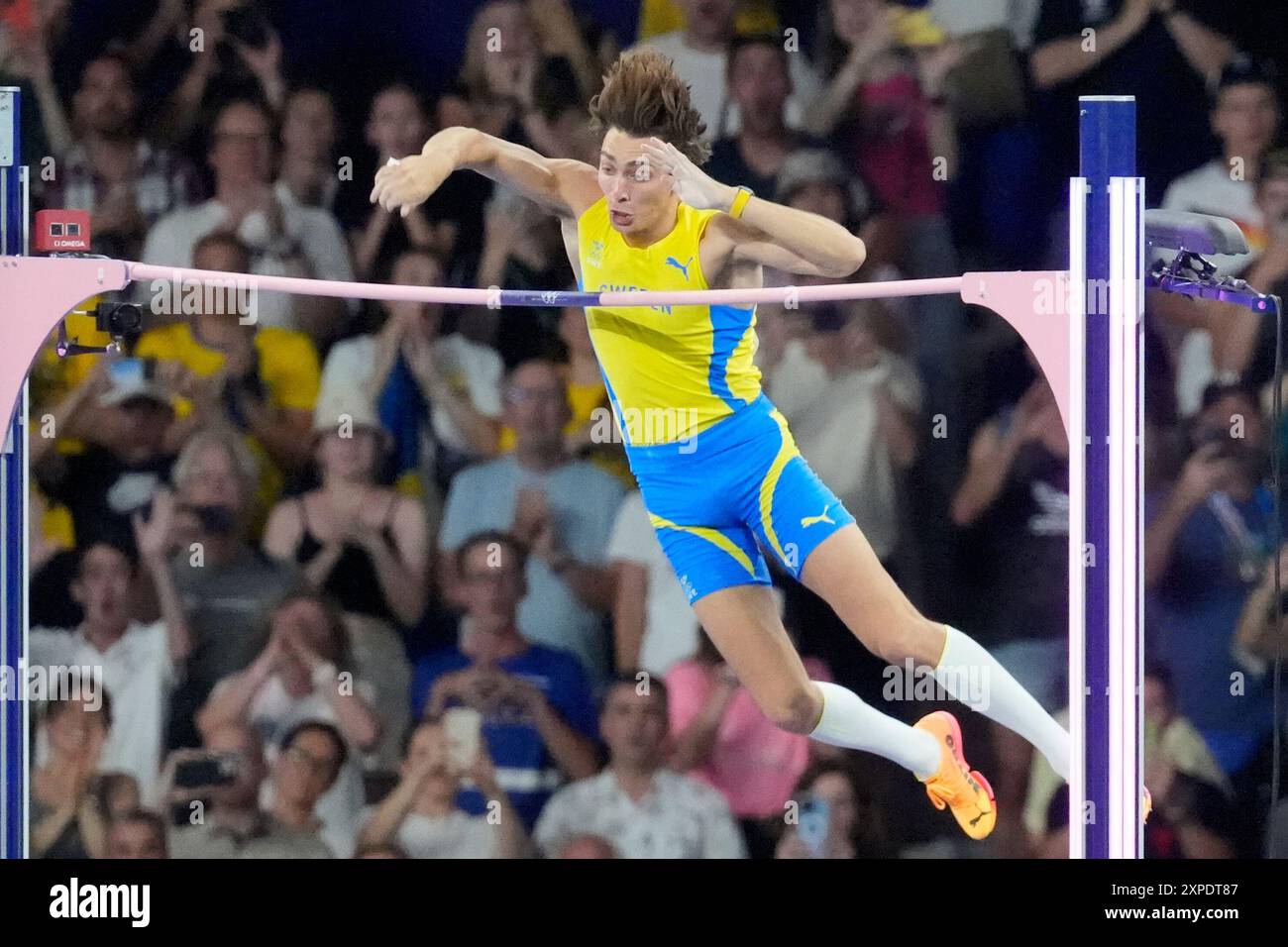 Armand Duplantis, of Sweden, clears the bar at 6.25 to set a new world ...