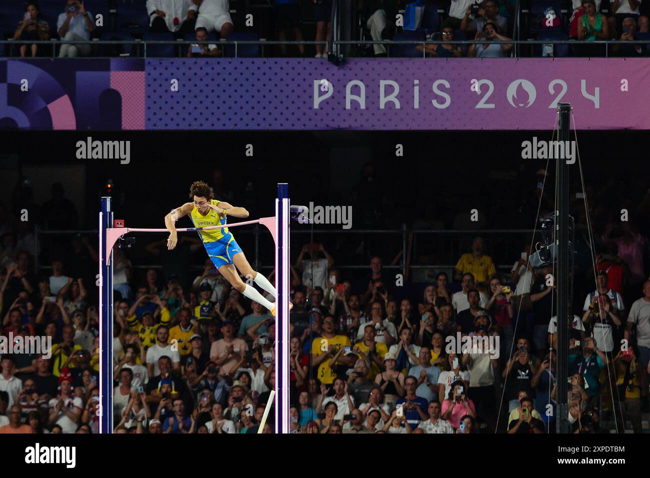 PARIS, FRANCE. 5th Aug, 2024. Gold medalist Armand Duplantis of Sweden ...