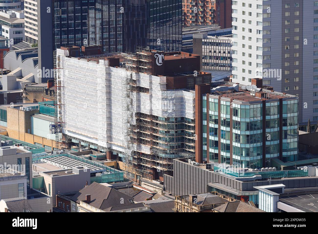 City Exchange building in Leeds City Centre undergoing a facelift Stock ...