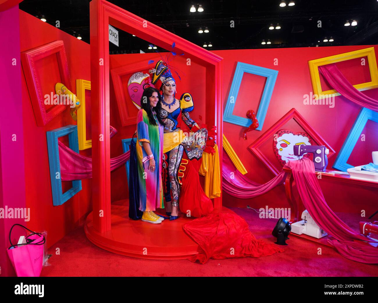 Q at Rupaul's DragCon LA, Los Angeles, California, United States of ...