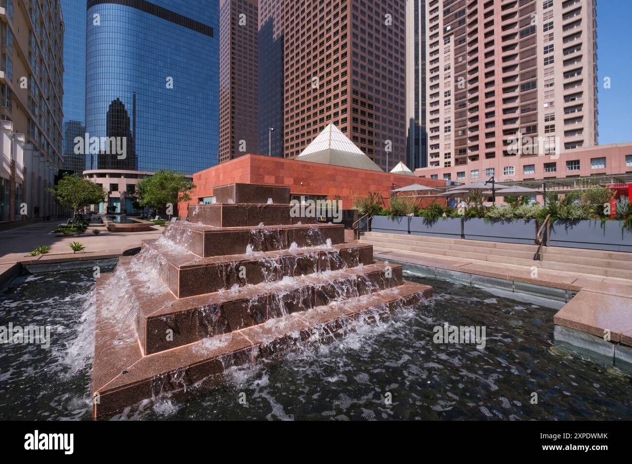 Moca building los angeles hi-res stock photography and images - Alamy