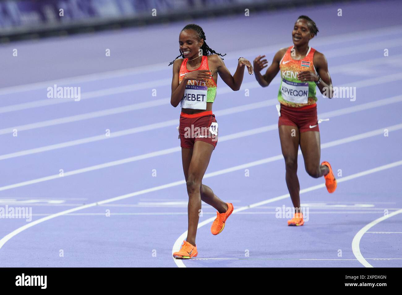 PARIS, FRANCE. 5th Aug, 2024. Beatrice Chebet of Team Kenya celebrates ...