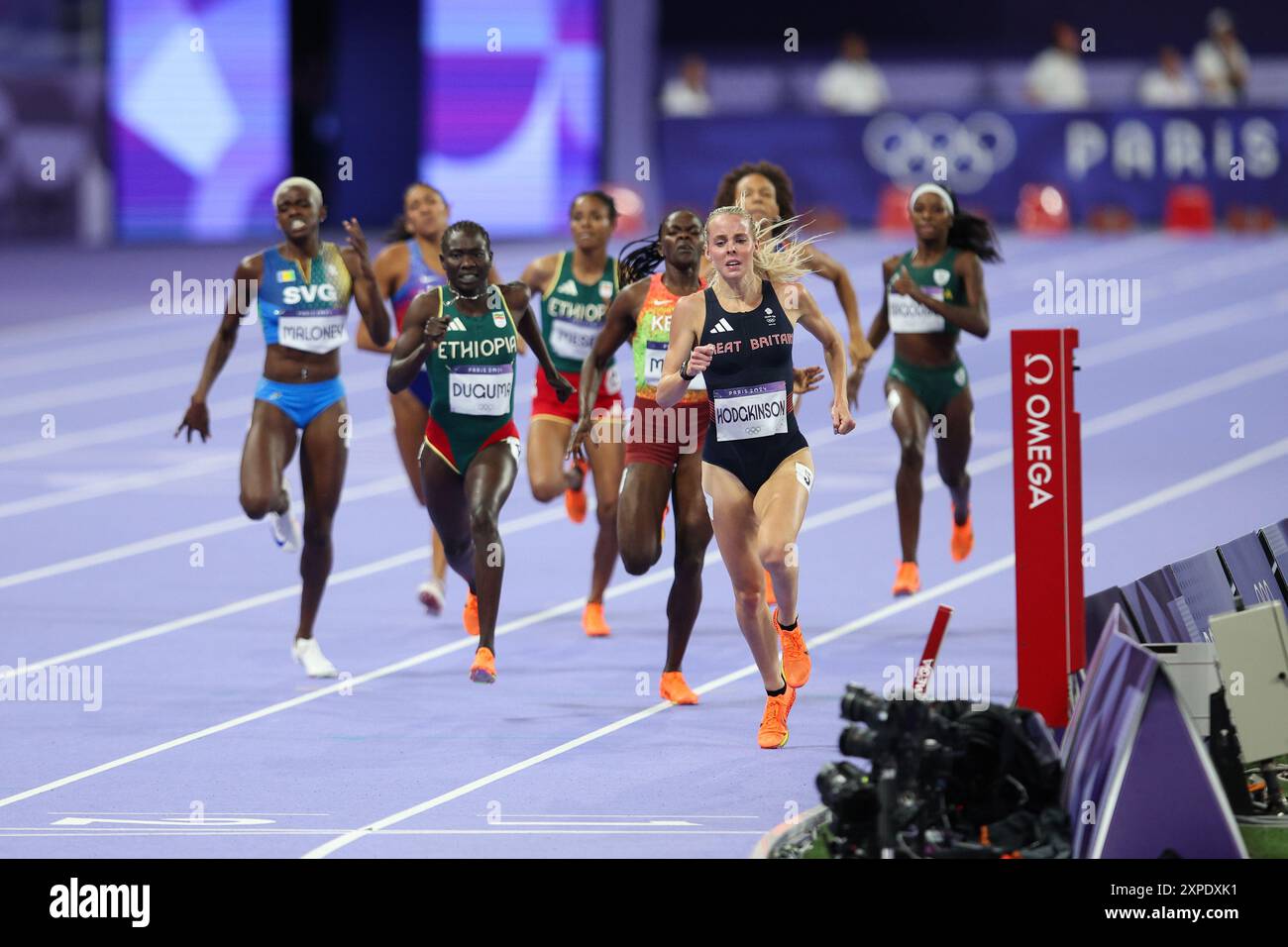 Keely hodgkinson paris hi-res stock photography and images - Alamy