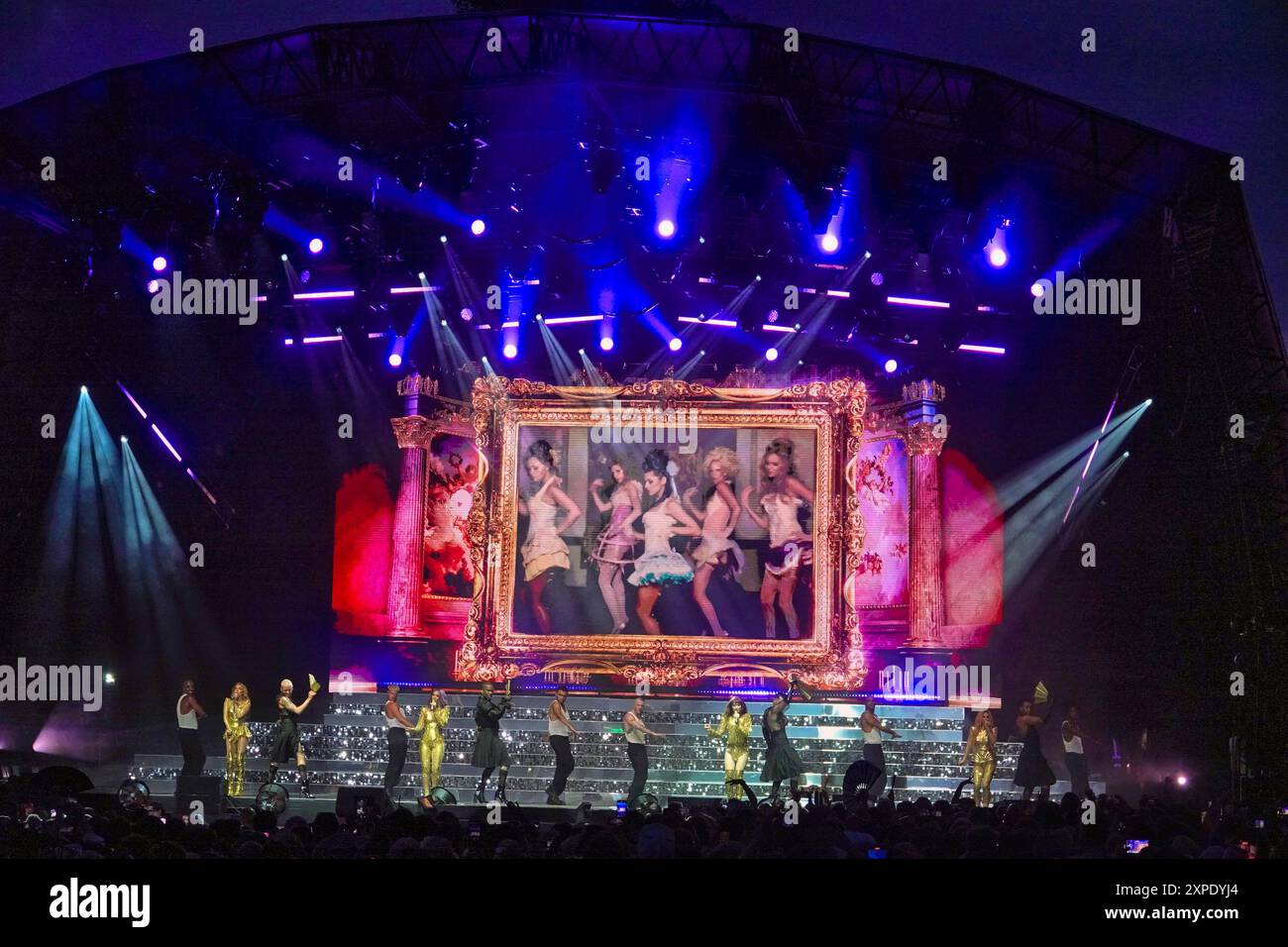 Girls aloud 2024 hi-res stock photography and images - Alamy