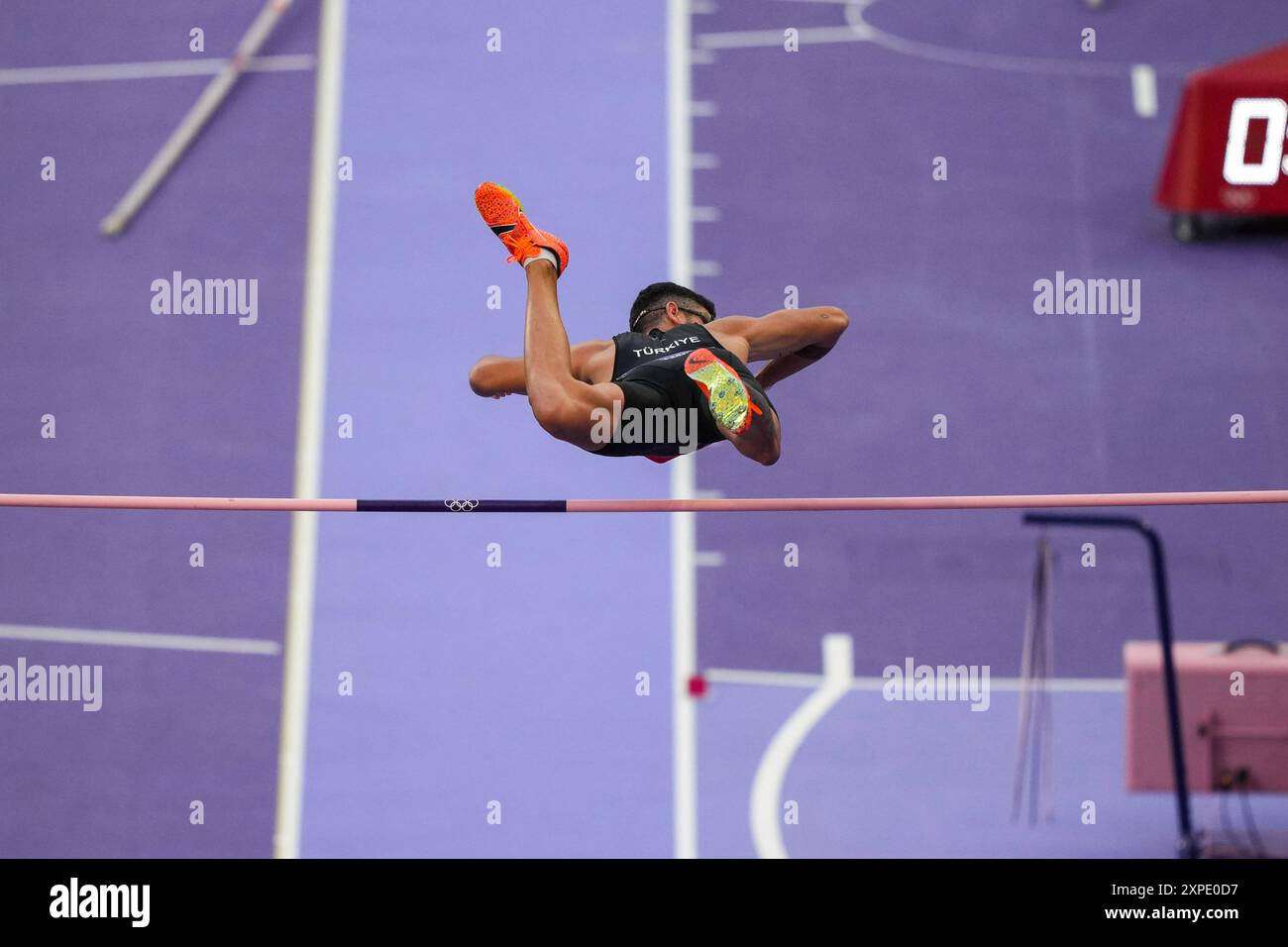 Ersu Sasma of Turkey competes in the Men's Pole Vault Final of the ...
