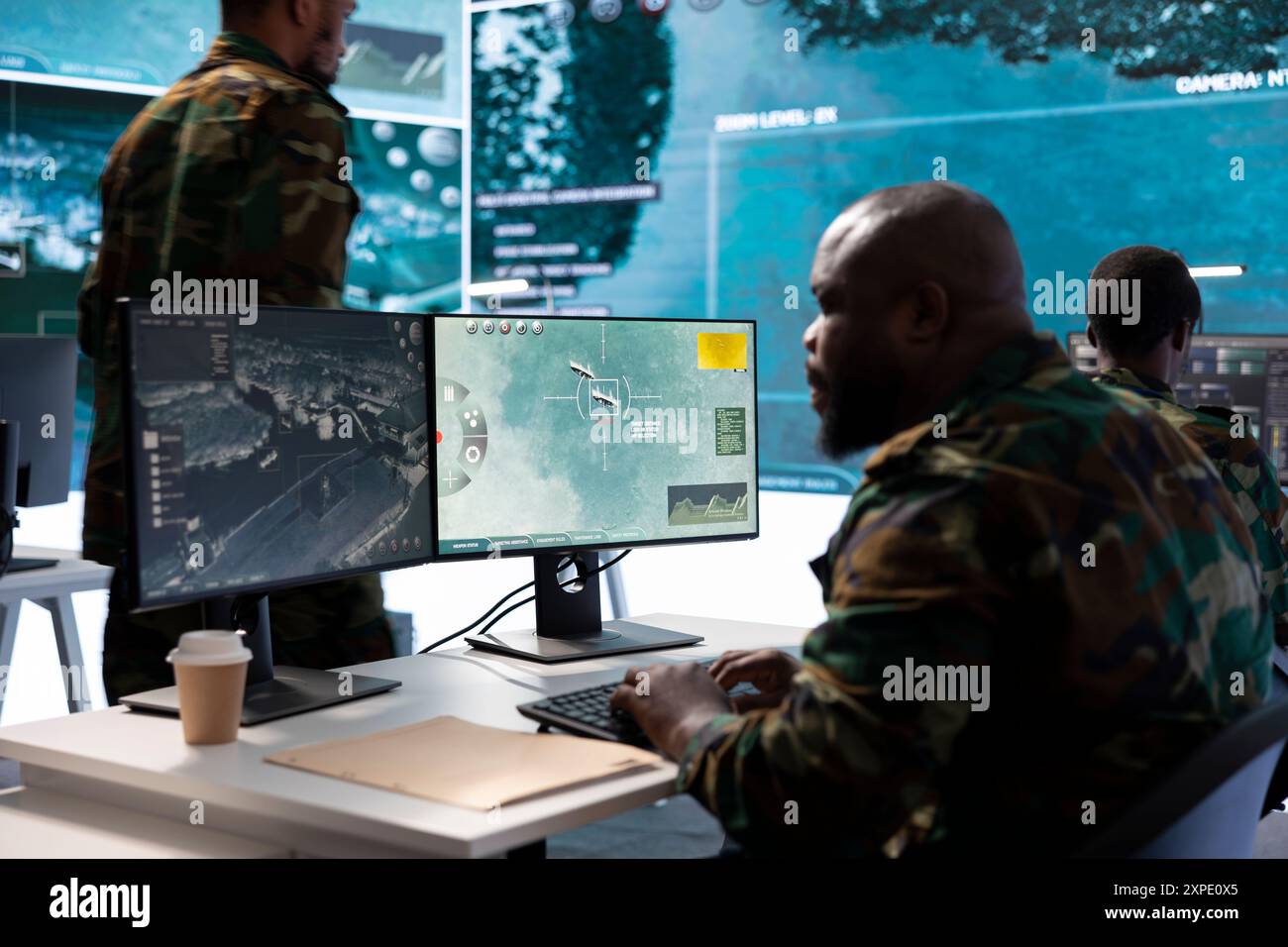 Data processing operation room hi-res stock photography and images - Alamy