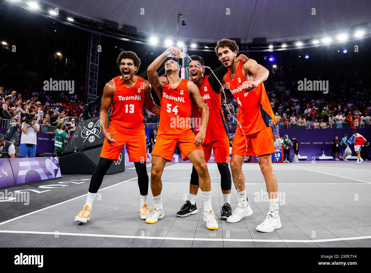 Team Netherland celebrate the gold medal during Men's Gold Medal Game ...