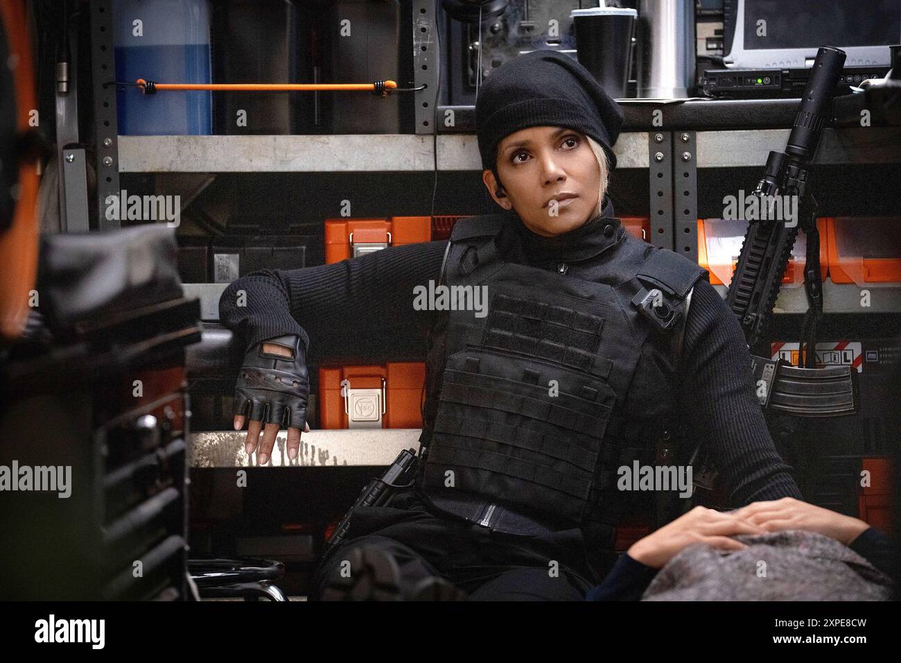 THE UNION, Halle Berry, 2024. ph: Laura Radford / © Netflix / courtesy ...