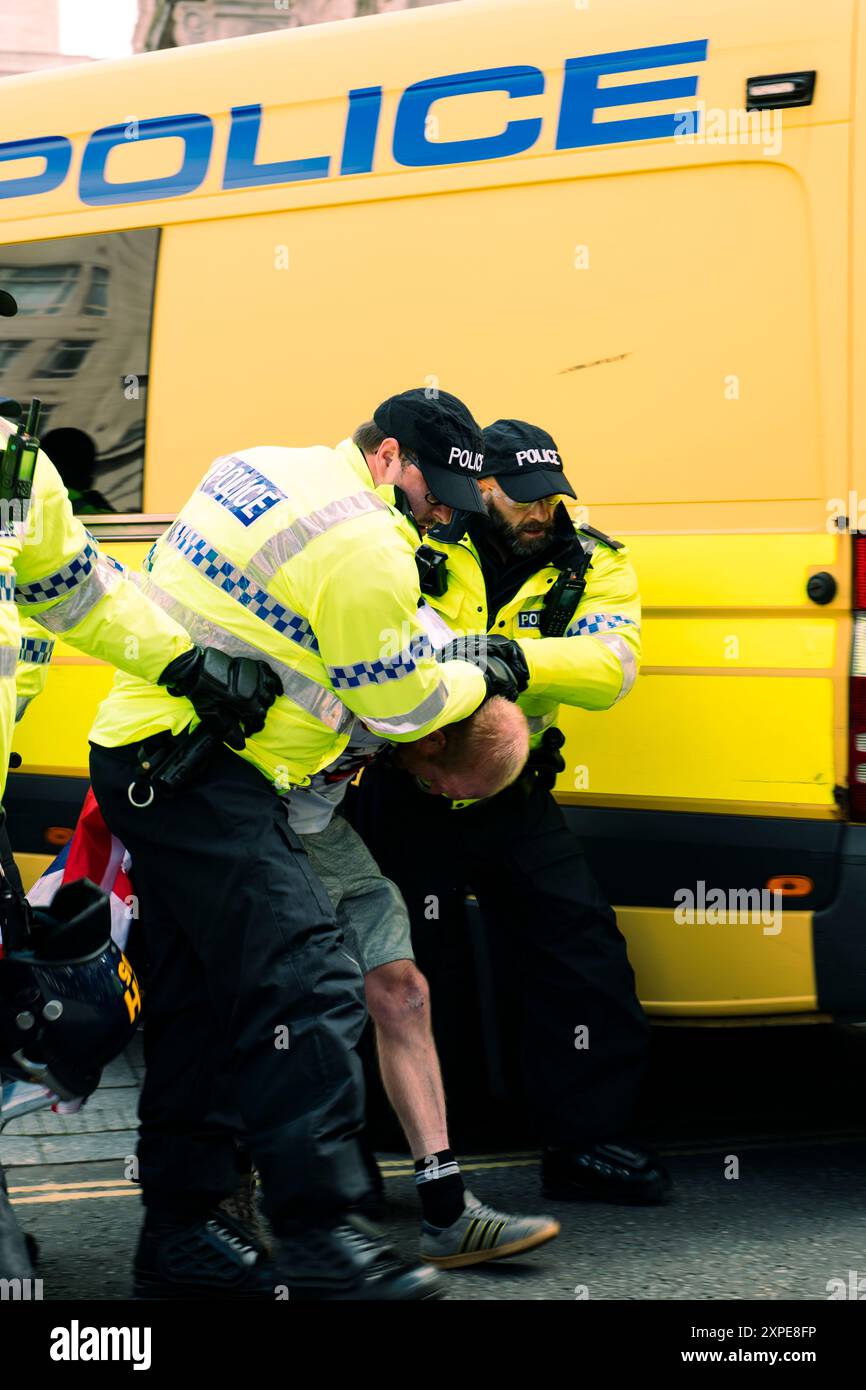 Riot Police in Liverpool during the 'save the children' fascist march ...