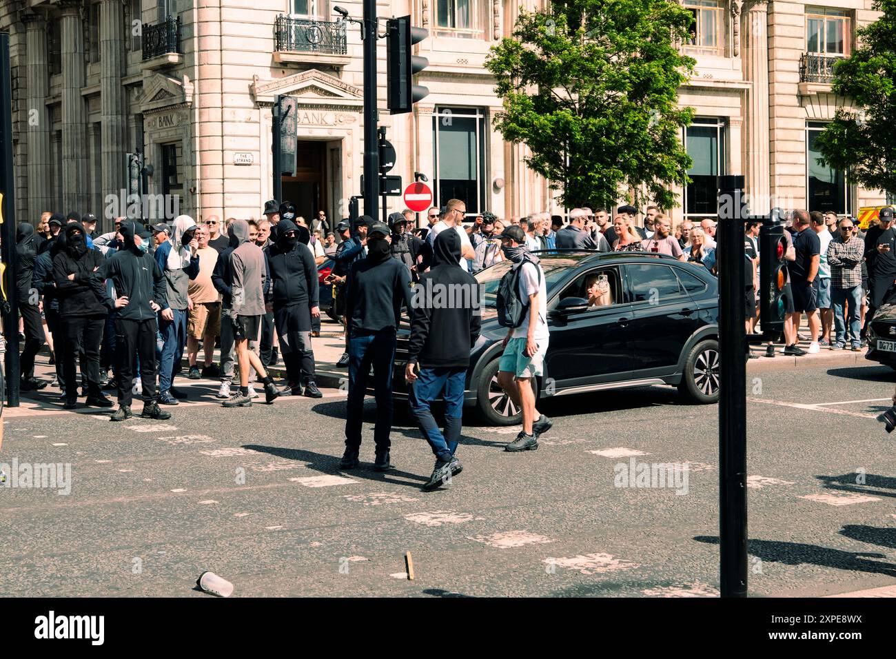 Riot Police in Liverpool during the 'save the children' fascist march ...