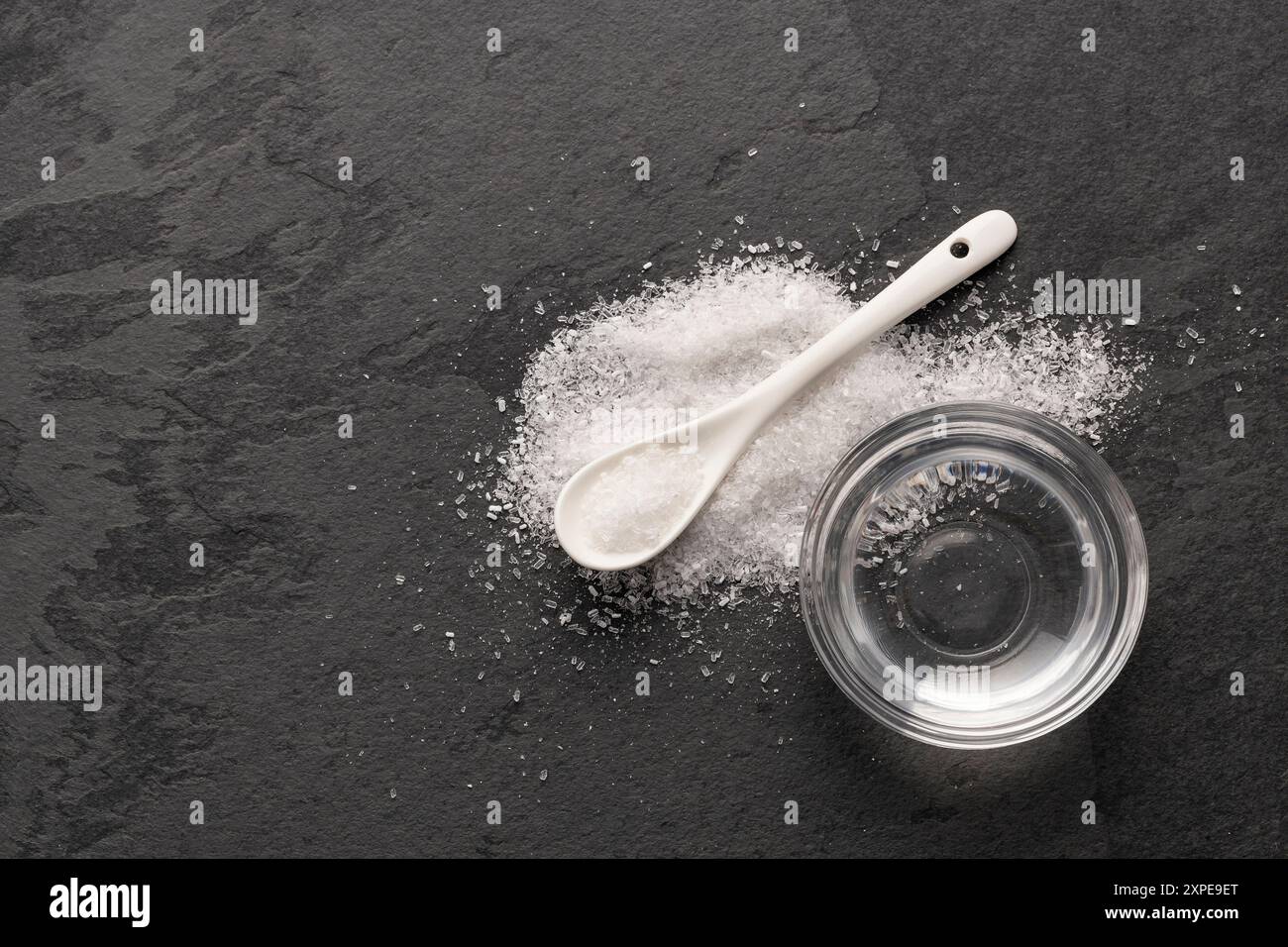 Magnesium chloride structural chemical formula – Chemical component ...