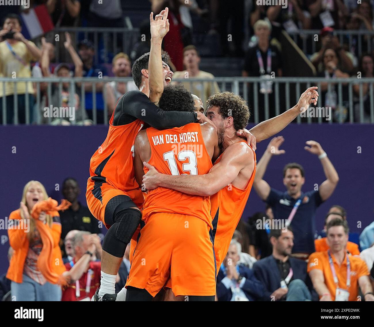 Paris, France. 5th Aug, 2024. Players of the Netherlands celebrate ...
