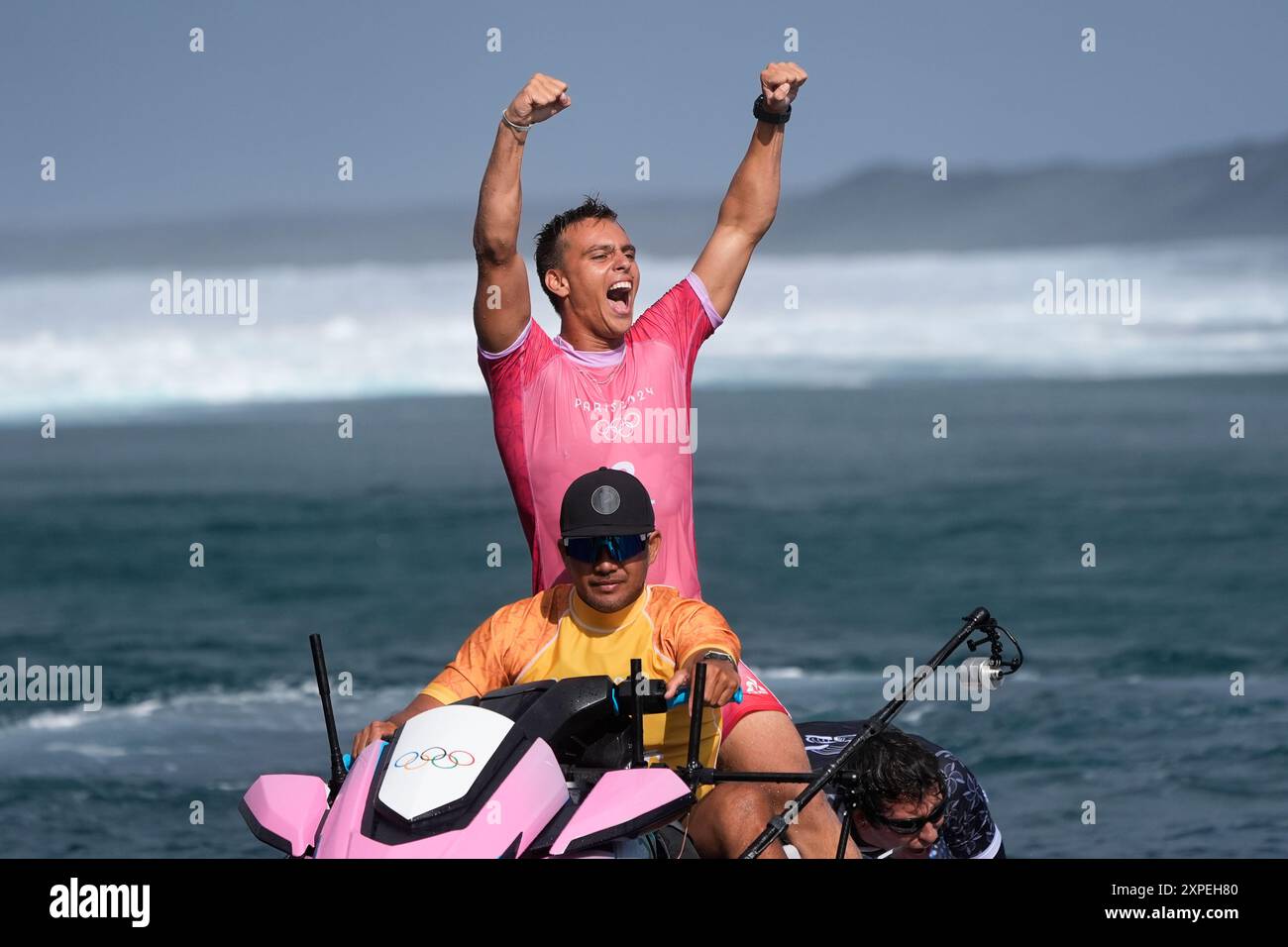 Kauli Vaast, of France, celebrates after winning the gold medal match ...