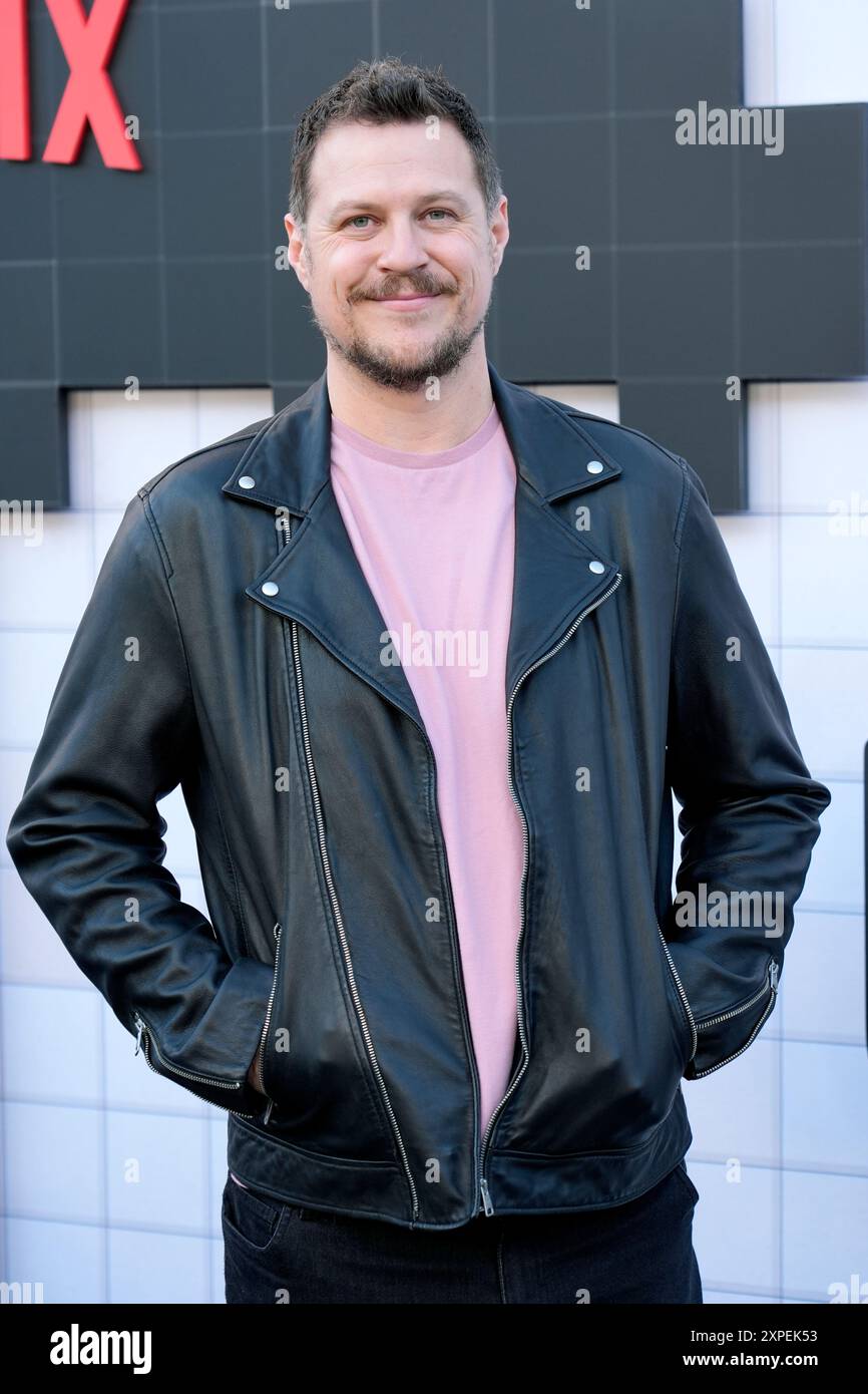 Cameron Britton arrives at the season four premiere of "The Umbrella ...