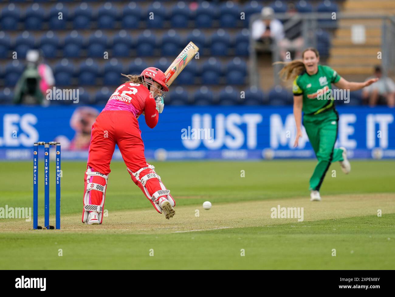 Tammy beaumont hundred hi-res stock photography and images - Alamy