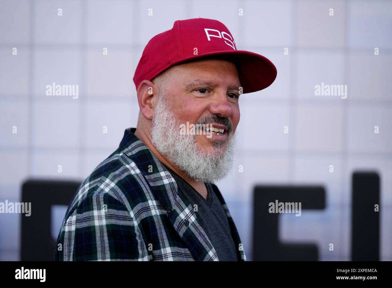 David Cross arrives at the season four premiere of "The Umbrella ...
