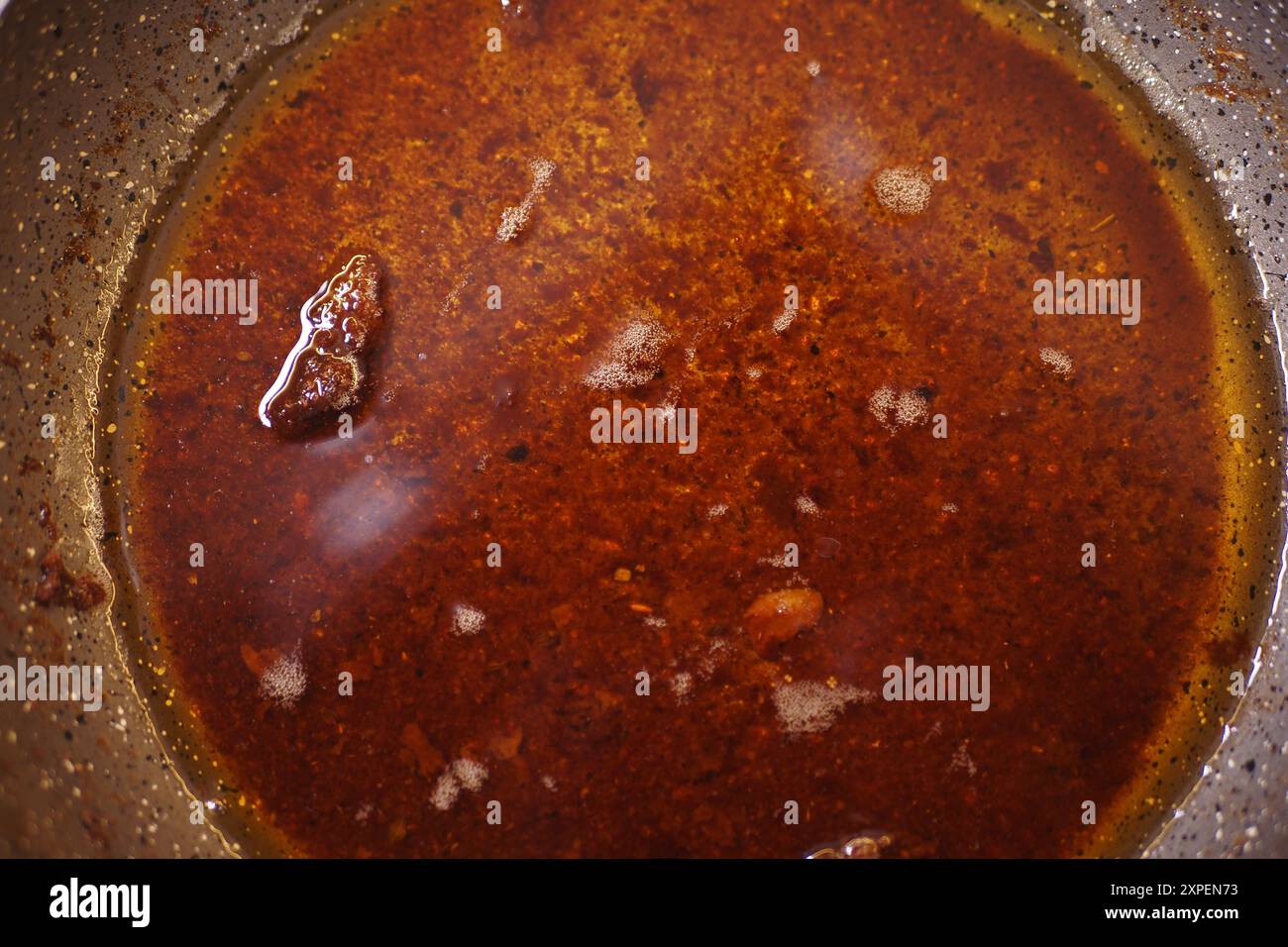 used cooking oil in frying pan Stock Photo - Alamy